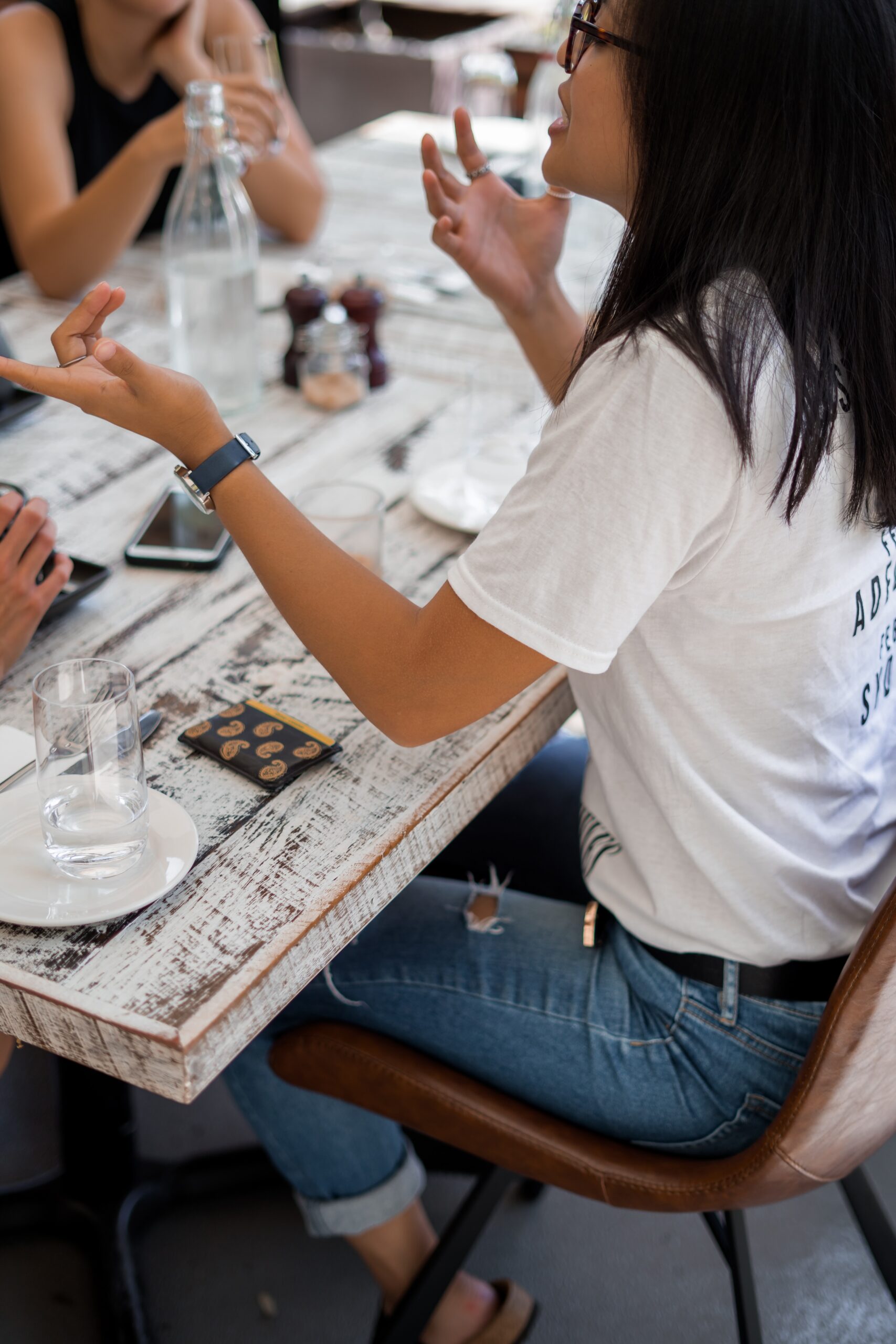 What Makes People Dislike You: 10 Conversational Habits